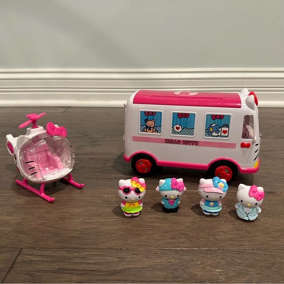 Hello Kitty | Toys | Hello Kitty Ambulance And Helicopter Rescue Set ...